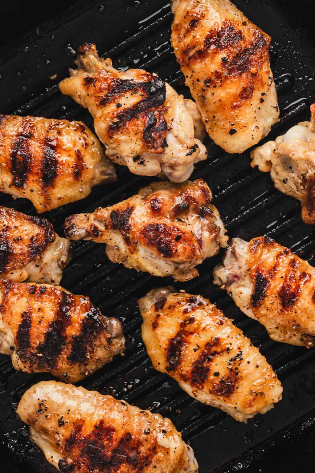 Best Grilled Chicken Wings - Foxes Love Lemons