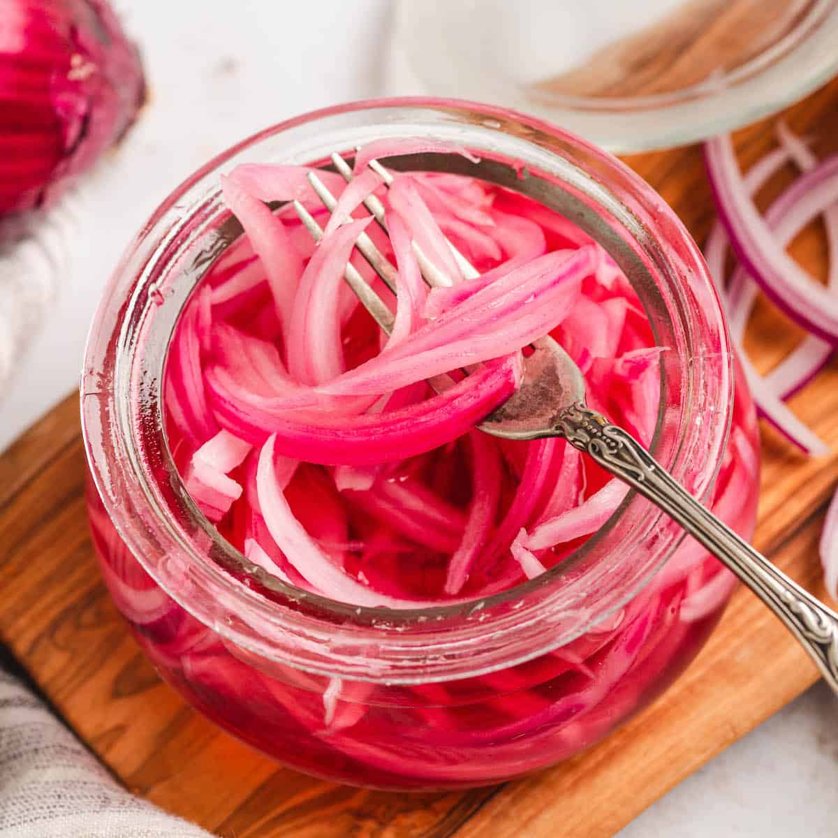 Quick Pickled Red Onions Recipe - Foxes Love Lemons