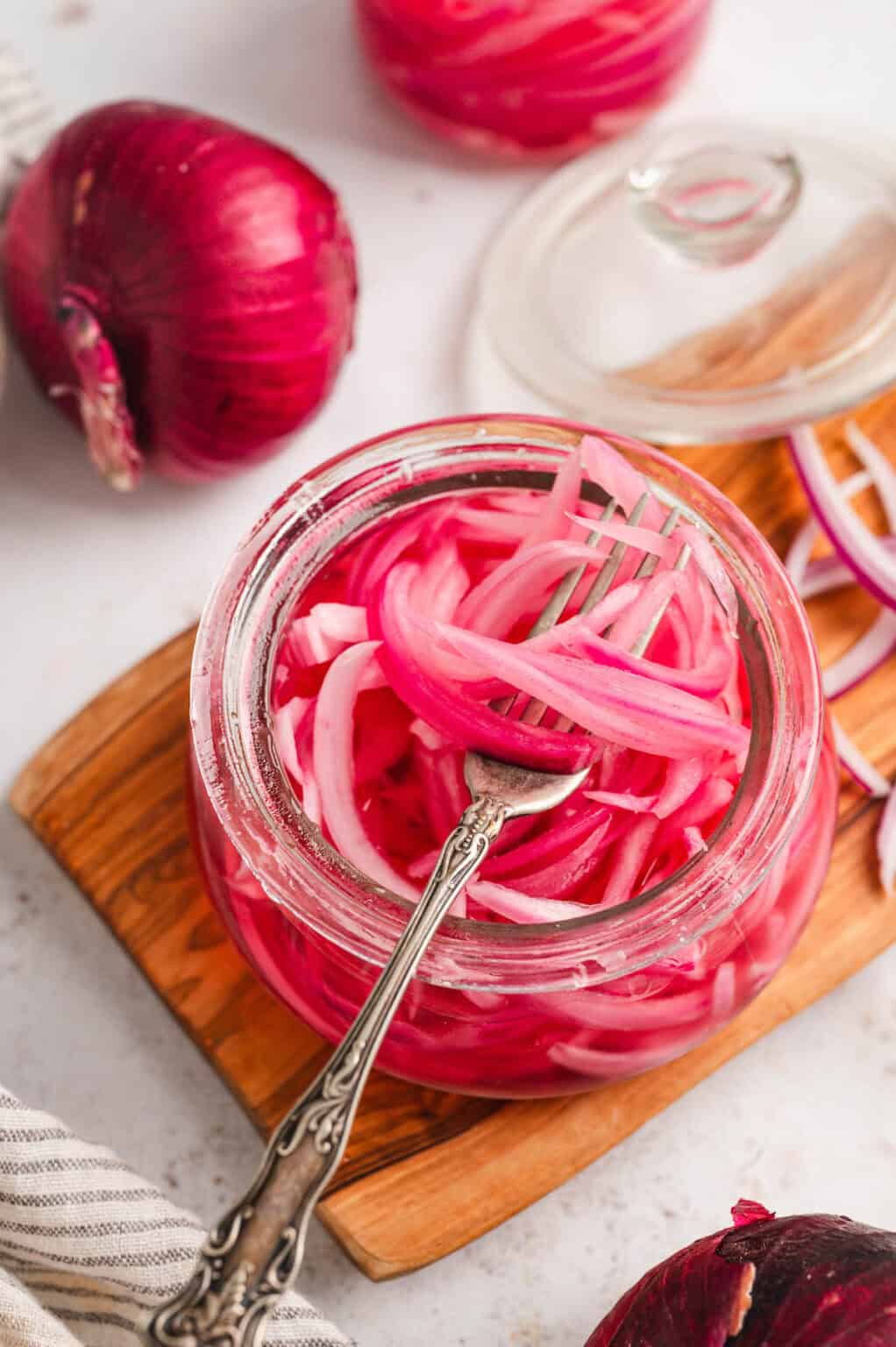 Quick Pickled Red Onions Recipe - Foxes Love Lemons